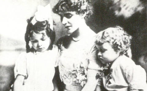 Broken Glass: Tennessee's Family Ties | A.R.T.
